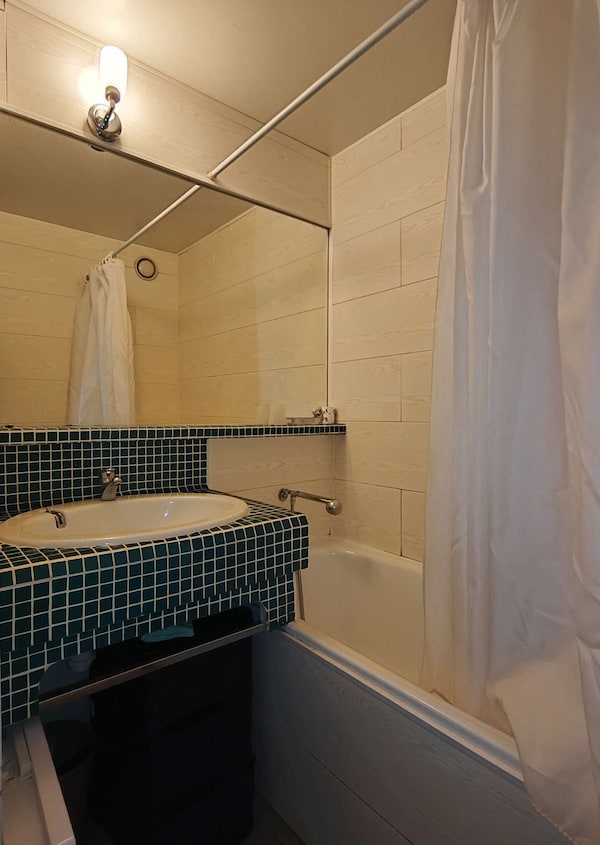 Agréable Appartement 4 Pers.28m², Vue Montagne, Au Pieds Des Pistes - Val Thorens