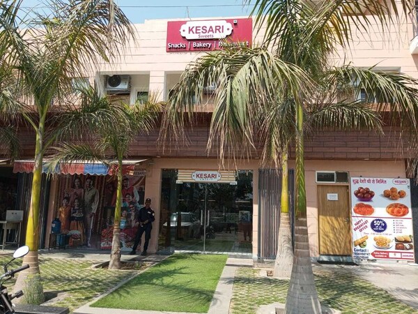 Cozy 2-bedroom Hotel In Nice Gurugram With Wifi, Ac - Manesar