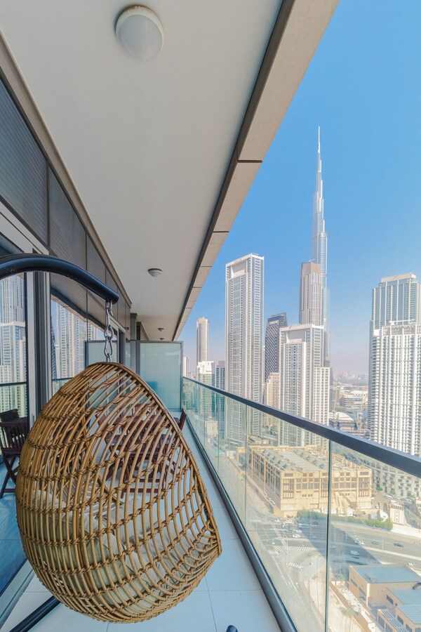 Burj Khalifa Downtown Views Apartment - Dubai
