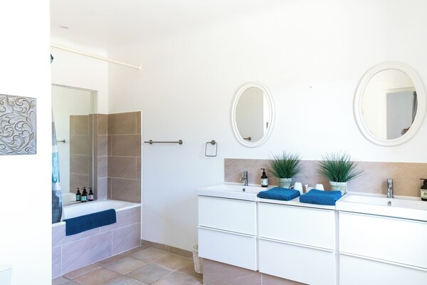 Villa Le Mas - Vineyard - Swimming Pool - Air Conditioning - Les Arcs