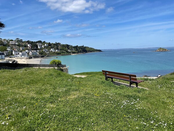 Direct Beach Access, Duplex 3 Bedrooms, 4 Beds, 5/6 Persons - Douarnenez