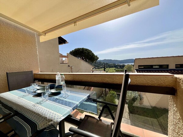 Apartment With Sea View Terrace And Parking In La Croix-valmer - Ramatuelle