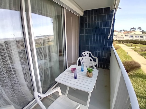 Saint Georges De Didonne - Duplex Apartment - Les Albatros - Facing The Beach - Royan