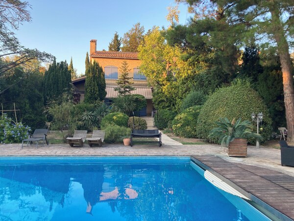 Charming Country House In Wooded Grounds. A Country Feel In The City! - Marseille