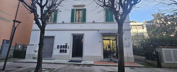 Charming 1-bedroom Apartment In Enchanting Montecatini Terme With Wifi, Ac - Montecatini Terme