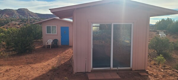 Tranquil 1-bedroom Small Cabin. Jemez Valley With Hot Springs, Hikes, Nite Skies - San Ysidro, NM