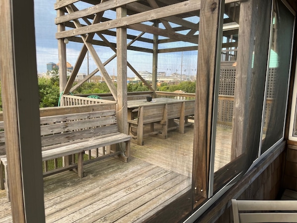 Relax And Reconnect: 3-bedroom Vacation Home In Hatteras Awaits - Hatteras, NC
