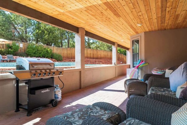 Family-friendly Retreat With Pool, Hot Tub & Views - Sedona, AZ