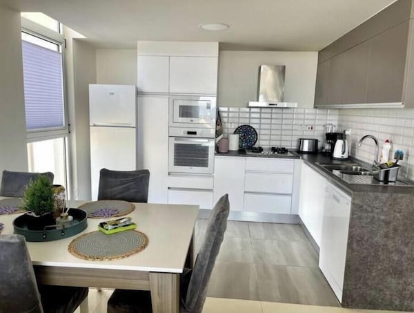 Sea Breeze Apartment By The Sea - Northern Cyprus