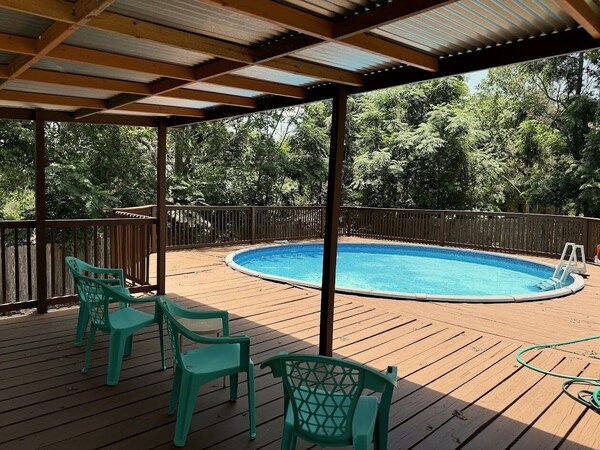 Poolside Paridise - San Marcos, TX