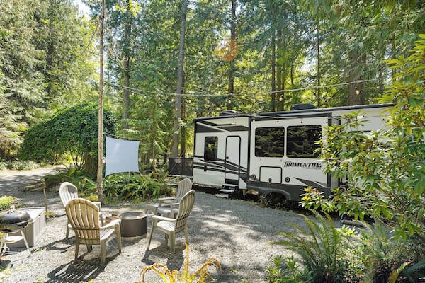 Happy Valley Hideaway - 2 Bedrooms And Fire Pit - Sequim, WA