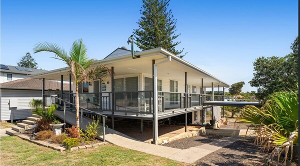 Anna Bay Beachside Getaway - Anna Bay