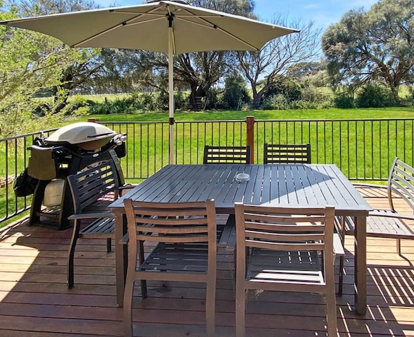 Moya's Cottage, Ramada Resort - Ventnor