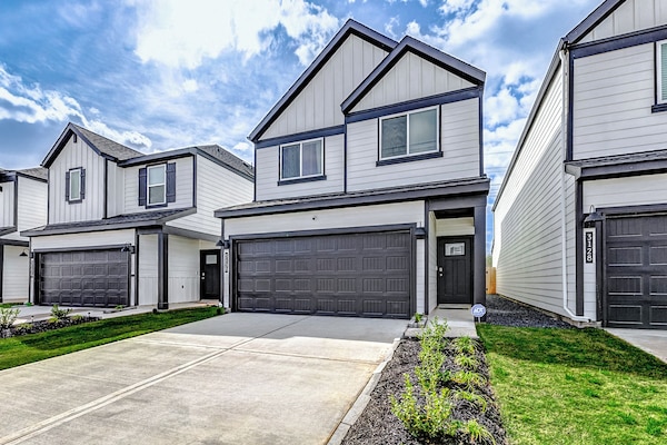 Brand New 3bd Luxury Family-friendly Home Mins 2 Downtown,nrg Stadium,med Center - Pearland, TX