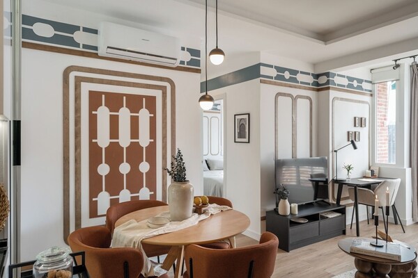 Merkez - 2 Bedrooms In Cuatro Caminos - Madrid