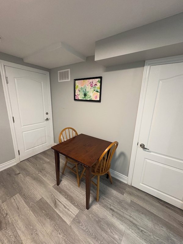 Brand New 1 Bedroom Fully Furnished Apartment - Caledon
