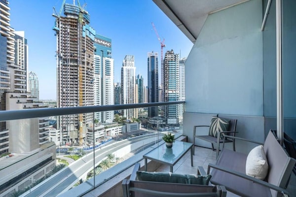 Sunrise Homes - A Modern Studio Near Jbr Beach - Dubai Marina