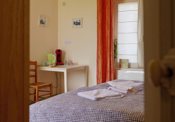 Les Chambres Du Moulin à Arleux -Chambre Du Haut - Nord