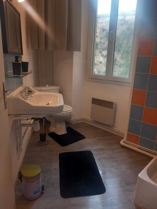 Appartement Au Centre Du Village - Nogaro