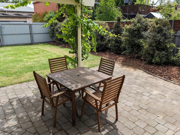 Mitchell Cottage- Heritage Chic In Central Albury - Gorgeous Two Bedroom Cottage In Central Albury - Albury–Wodonga
