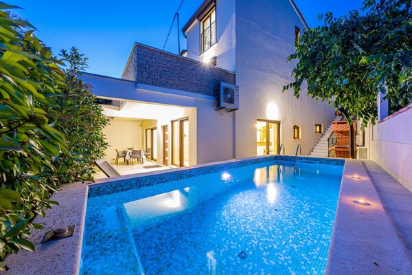 Dolce Vita Apartment 1 Mit Mini-privatpool - Poreč