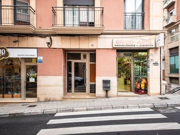 Th140 Apartment In Tarragona · 1 Bedroom · 1 Bed · 1 Bath - Tarragona
