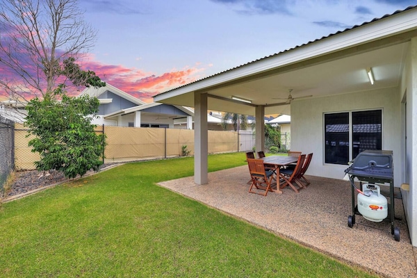 Banksia House | Modern 3 Bed 2 Bath - Humpty Doo