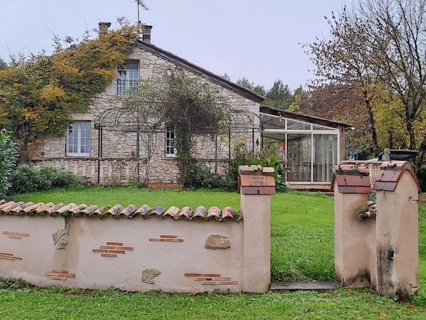 Grand Gîte Pleine Nature \Ngrande Capacité 15 Personnes \Nanimaux Acceptés - Sainte-Foy-la-Grande