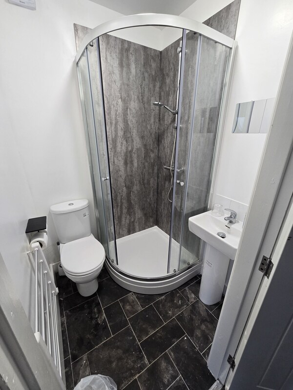 Habitacion Doble-firma-baño Con Ducha-room 2 - Burnley
