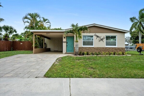 Atlantic Social Retreat - 4br House Close To Beach And I-95 - Jupiter, FL