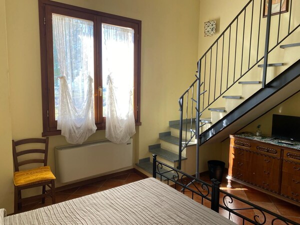 Suite Family Room With Attic And View, And Use Of Two Pool - San Gimignano