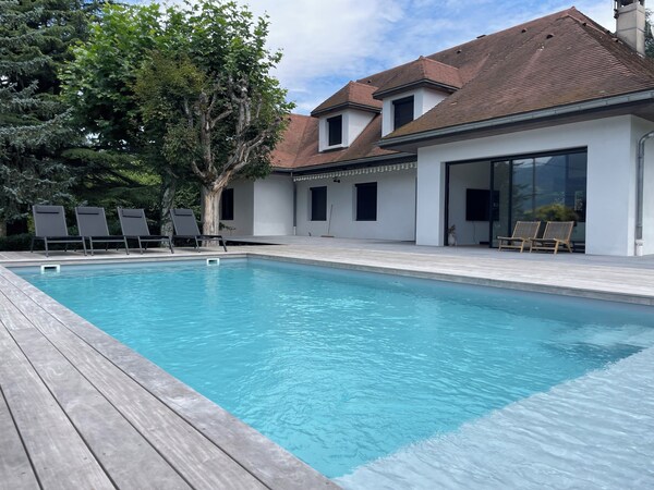 Maison Familiale Avec Piscine - Grenoble