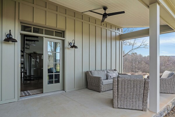 Magnolia Meadows Cottage - McMinnville, TN