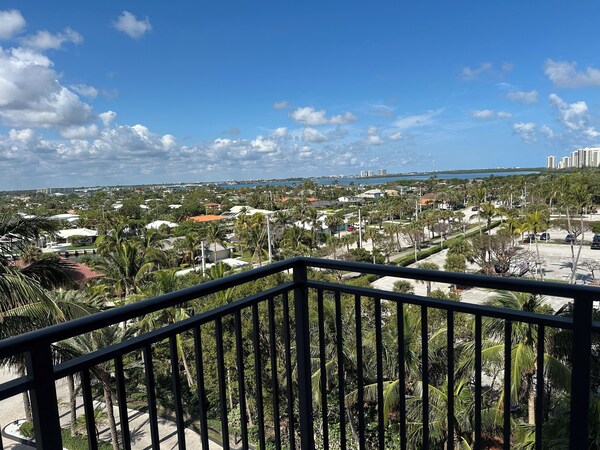 Ocean View! Large Wrap Around Balcony At The Palm Beach Marriott Resort And Spa - Riviera Beach, FL