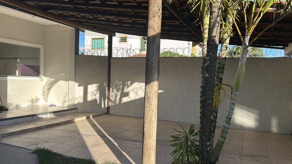 Casa Aconchegante Próxima A Praia, Aceita Animais De Estimação - Porto Seguro