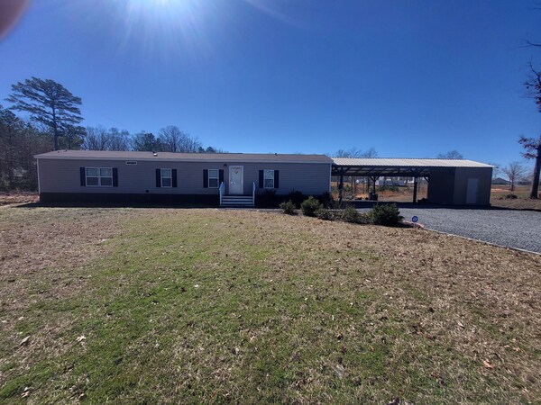 Cozy 3-bedroom 2 Bath,5beds Mobile Home. Close To A Boat Launch. Covered Parking - Louisiana