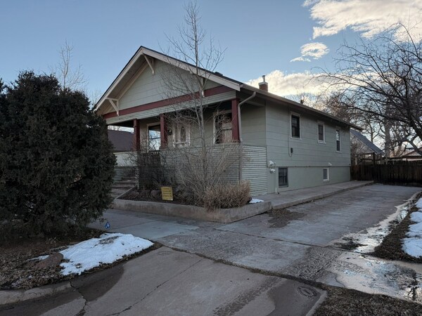 Cozy Craftsman Home Close To Uw And Downtown - Laramie, WY