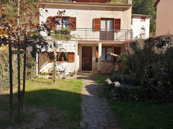 The Cottage In Capolaia - Sulmona