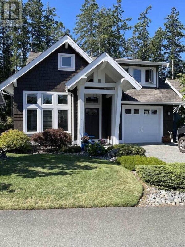 Qualicum Landing Paradise - 3bd/2 Bath - Vancouver Island