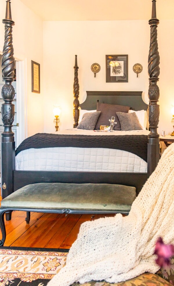 Lincoln Suite In Charming Olinger House B&b In Historic, Downtown Gettysburg. - Gettysburg, PA