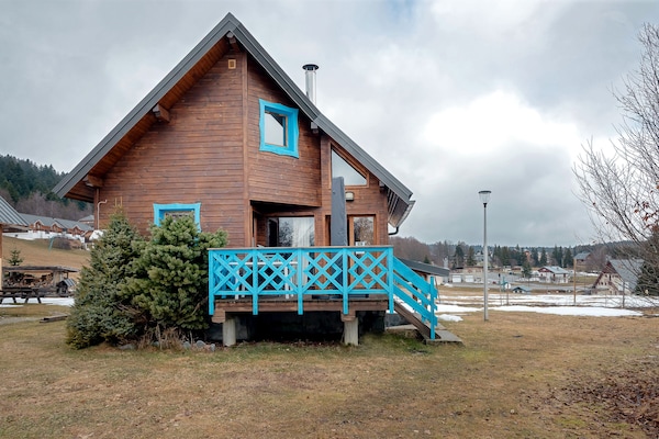 Chalet '214 - Village Nordique' With Mountain View, Shared Pool And Private Terrace - Chambéry