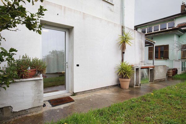 Ferienhaus 'Gli Ulivi' Mit Privatem Garten, Wi-fi Und Klimaanlage - Sarzana