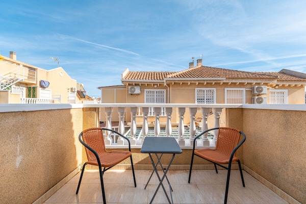 Ferienhaus 'De Espãna' Mit Gemeinschaftspool, Wi-fi Und Klimaanlage - Guardamar del Segura
