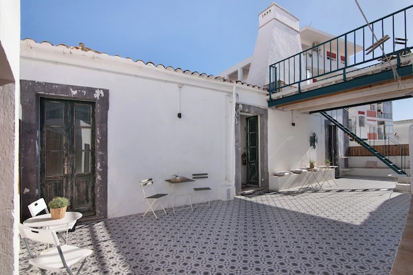 Kamer '8' Met Gedeeld Terras, Wifi En Airconditioning - Faro