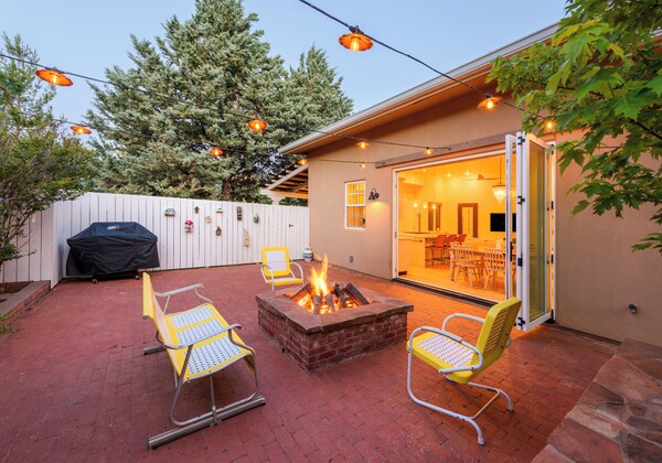 Gorgeous 3-bedroom With Huge Yard, Hot Tub And Fire Pits - Sedona, AZ
