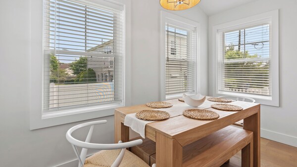 Ideally Located, Game Room, Finished Basement, Fenced Yard, Lawn Games, Coffee - Newport, RI