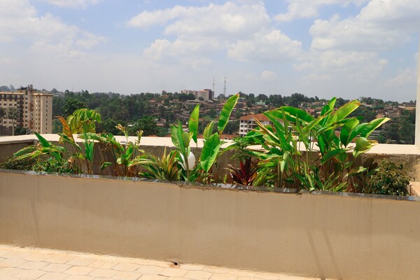 Central, Cozy, & Convenient  Ideal Nairobi Stay! - Nairobi