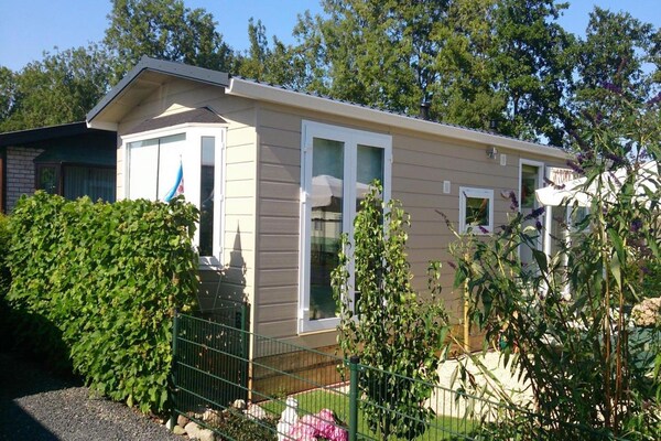 Chalet In Tzummarum Nahe Friesischer Natur - Friesland