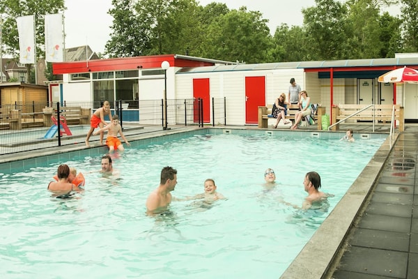 Hütte In Tzummarum Mit Pool Und Tennisplatz - Friesland
