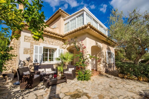 Charming Country House With Terrace - Alcúdia